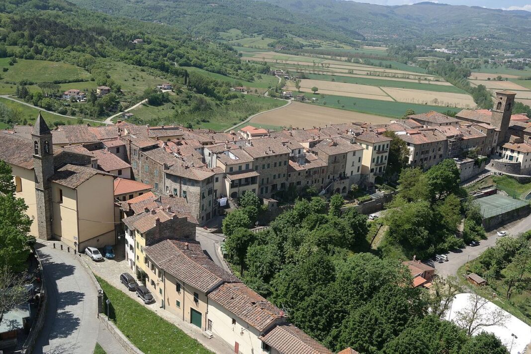 Poppi - Top 5 Must-See Wonders in Tuscany's Timeless Village